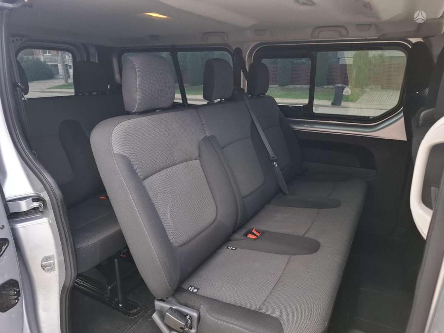 Renault Trafic 2019 in Taurage, with an engine capacity of 2.00 L and mileage of 129 thousand km for 16500 €, photo 18 on AUTOMOTO.COM.LV