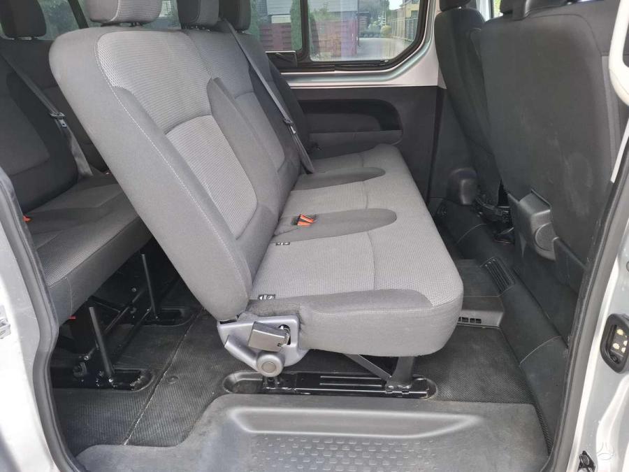 Renault Trafic 2019 in Taurage, with an engine capacity of 2.00 L and mileage of 129 thousand km for 16500 €, photo 19 on AUTOMOTO.COM.LV