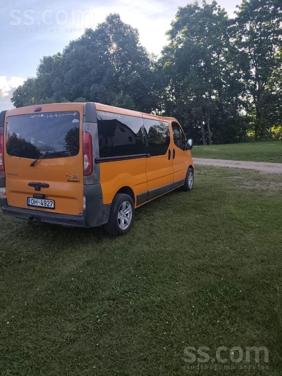 Oranžs Renault Trafic 2007 Gulbene, ar dzinēja tilpumu 2.00 L un nobraukumu 393 tūkst. km par 4200 €, foto 6 vietnē AUTOMOTO.COM.LV