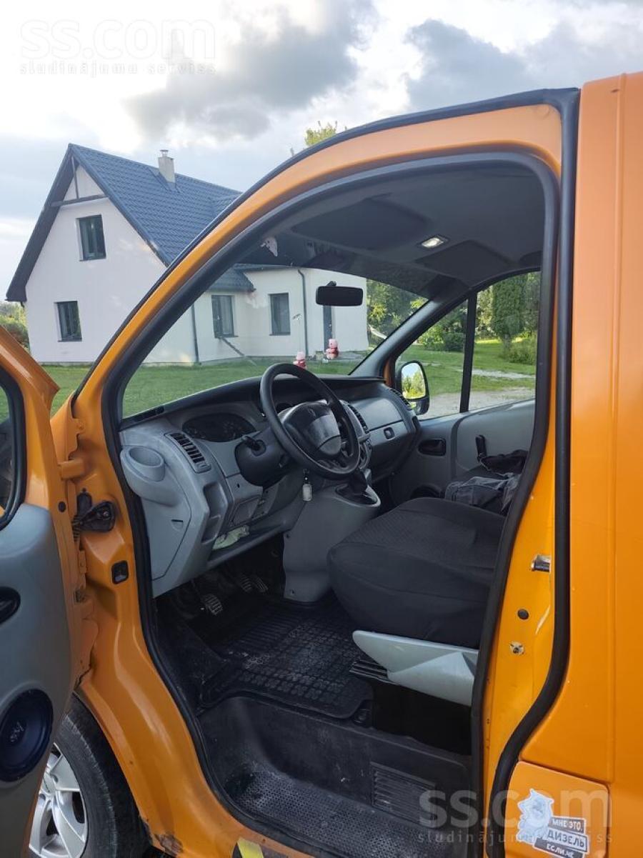 Oranžs Renault Trafic 2007 Gulbene, ar dzinēja tilpumu 2.00 L un nobraukumu 393 tūkst. km par 4200 €, foto 8 vietnē AUTOMOTO.COM.LV