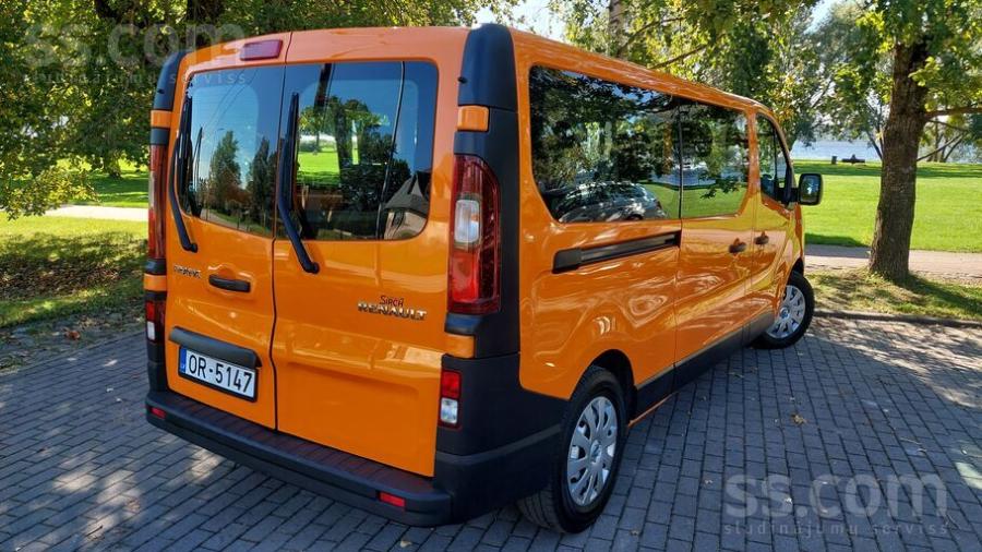 Orange Renault Trafic 2019 in Riga, with an engine capacity of 2.00 L and mileage of 296 thousand km for 15950 €, photo 6 on AUTOMOTO.COM.LV