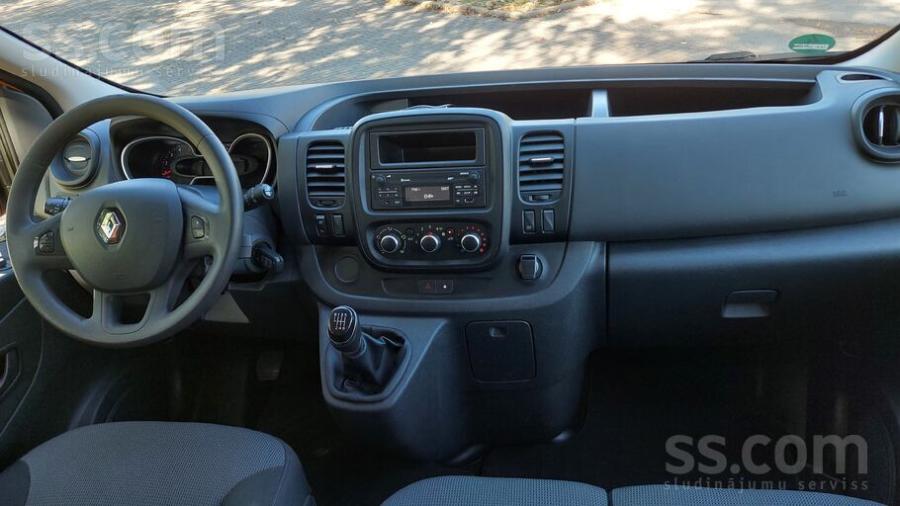 Orange Renault Trafic 2019 in Riga, with an engine capacity of 2.00 L and mileage of 296 thousand km for 15950 €, photo 16 on AUTOMOTO.COM.LV