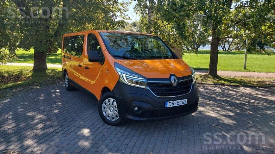 Orange Renault Trafic 2019 in Riga, with an engine capacity of 2.00 L and mileage of 296 thousand km for 15950 €, photo 18 on AUTOMOTO.COM.LV