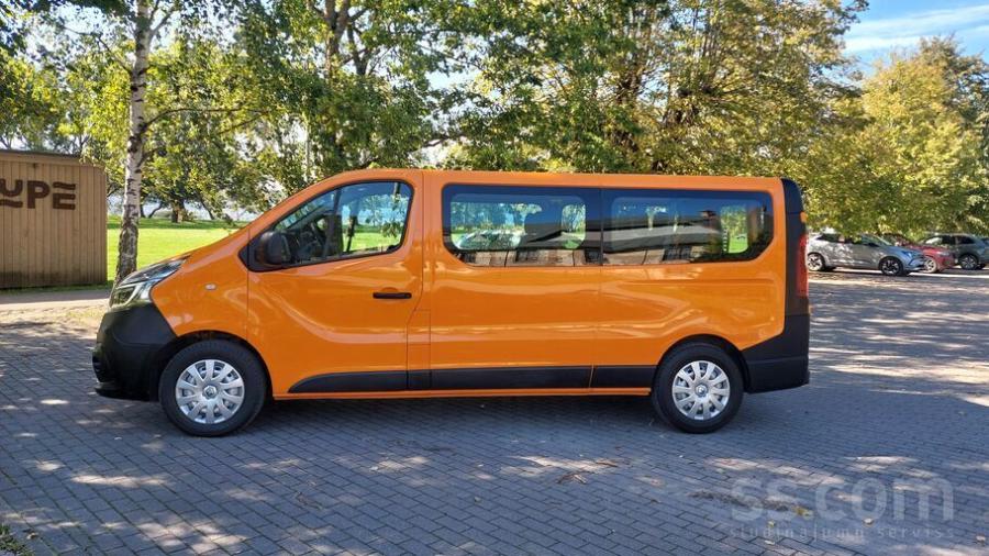 Orange Renault Trafic 2019 in Riga, with an engine capacity of 2.00 L and mileage of 296 thousand km for 15950 €, photo 27 on AUTOMOTO.COM.LV