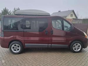 Red Renault Trafic 2004 in Panevezys, with an engine capacity of 1.90 L and mileage of 300 thousand km for 5300 €, photo 3 on AUTOMOTO.COM.LV