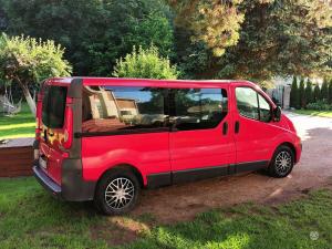 Red Renault Trafic 2007 in Siauliai, with an engine capacity of 2.00 L and mileage of 410 thousand km for 3999 €, photo 3 on AUTOMOTO.COM.LV