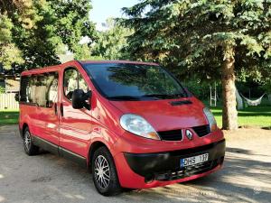 Red Renault Trafic 2007 in Siauliai, with an engine capacity of 2.00 L and mileage of 410 thousand km for 3999 €, photo 16 on AUTOMOTO.COM.LV