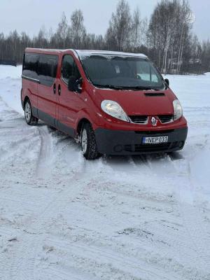 Red Renault Trafic 2010 in Siauliai, with an engine capacity of 2.00 L and mileage of 250 thousand km for 7200 €, photo 3 on AUTOMOTO.COM.LV