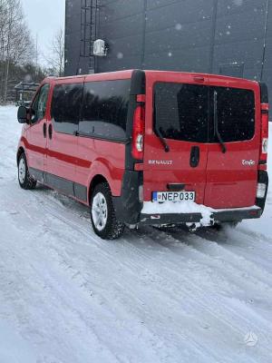 Red Renault Trafic 2010 in Siauliai, with an engine capacity of 2.00 L and mileage of 250 thousand km for 7200 €, photo 7 on AUTOMOTO.COM.LV