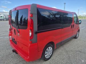 Red Renault Trafic 2012 in Marijampole, with an engine capacity of 2.00 L and mileage of 310 thousand km for 8999 €, photo 4 on AUTOMOTO.COM.LV