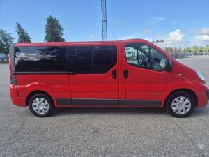 Red Renault Trafic 2012 in Marijampole, with an engine capacity of 2.00 L and mileage of 310 thousand km for 8999 €, photo 5 on AUTOMOTO.COM.LV