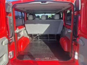 Red Renault Trafic 2012 in Marijampole, with an engine capacity of 2.00 L and mileage of 310 thousand km for 8999 €, photo 10 on AUTOMOTO.COM.LV