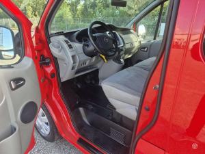 Red Renault Trafic 2012 in Marijampole, with an engine capacity of 2.00 L and mileage of 310 thousand km for 8999 €, photo 19 on AUTOMOTO.COM.LV
