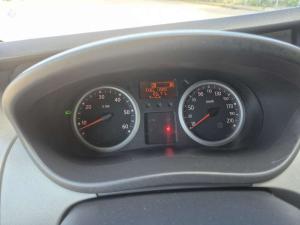Red Renault Trafic 2012 in Marijampole, with an engine capacity of 2.00 L and mileage of 310 thousand km for 8999 €, photo 29 on AUTOMOTO.COM.LV
