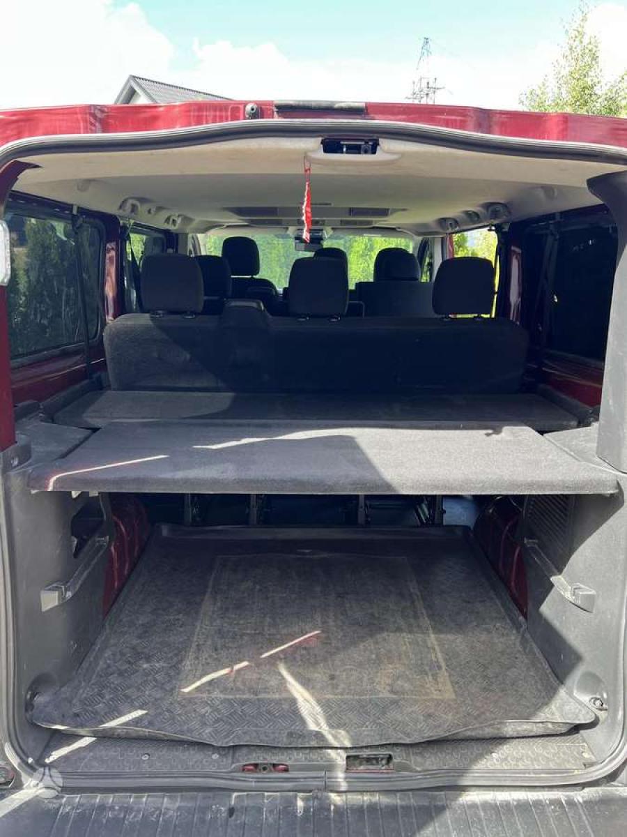 Sarkans Renault Trafic 2023 Viļņa, ar dzinēja tilpumu 2.00 L un nobraukumu 245 tūkst. km par 25410 €, foto 16 vietnē AUTOMOTO.COM.LV