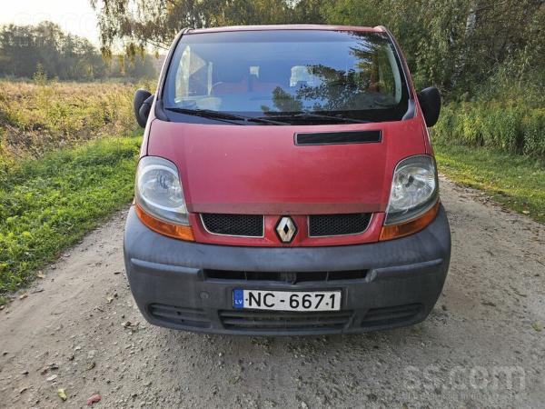 Рено Трафик 2005 в Рига на AUTOMOTO.COM.LV Красный Рено Трафик 2005 в Рига, объемом двигателя 1.90 л и пробегом 0 тыс. км за 1900 €, фото 3 на AUTOMOTO.COM.LV