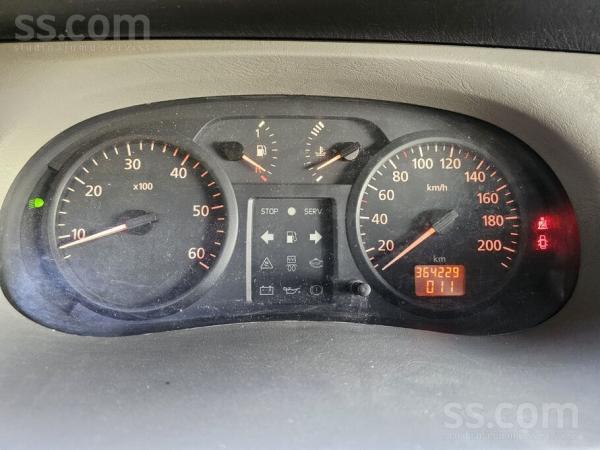 Рено Трафик 2005 в Рига на AUTOMOTO.COM.LV Красный Рено Трафик 2005 в Рига, объемом двигателя 1.90 л и пробегом 0 тыс. км за 1900 €, фото 8 на AUTOMOTO.COM.LV