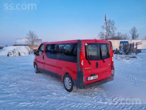 Red Renault Trafic 2006 in Jelgava, with an engine capacity of 2.00 L and mileage of 598 thousand km for 3600 €, photo 5 on AUTOMOTO.COM.LV