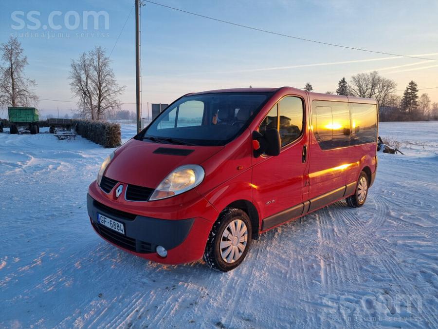 Red Renault Trafic 2006 in Jelgava, with an engine capacity of 2.00 L and mileage of 598 thousand km for 3600 €, photo 6 on AUTOMOTO.COM.LV