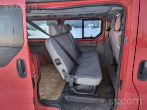 Red Renault Trafic 2006 in Jelgava, with an engine capacity of 2.00 L and mileage of 598 thousand km for 3600 €, photo 10 on AUTOMOTO.COM.LV