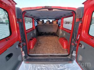Red Renault Trafic 2006 in Jelgava, with an engine capacity of 2.00 L and mileage of 598 thousand km for 3600 €, photo 11 on AUTOMOTO.COM.LV