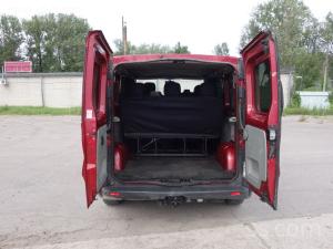 Red Renault Trafic 2006 in Riga, with an engine capacity of 2.50 L and mileage of 0 thousand km for 4350 €, photo 23 on AUTOMOTO.COM.LV