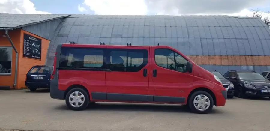 Sarkans Renault Trafic 2006 Valmiera, ar dzinēja tilpumu 2.00 L un nobraukumu 434 tūkst. km par 3900 €, foto 3 vietnē AUTOMOTO.COM.LV