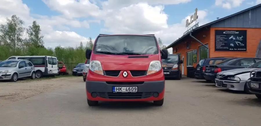 Sarkans Renault Trafic 2006 Valmiera, ar dzinēja tilpumu 2.00 L un nobraukumu 434 tūkst. km par 3900 €, foto 9 vietnē AUTOMOTO.COM.LV