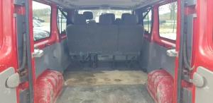 Sarkans Renault Trafic 2006 Valmiera, ar dzinēja tilpumu 2.00 L un nobraukumu 434 tūkst. km par 3900 €, foto 12 vietnē AUTOMOTO.COM.LV