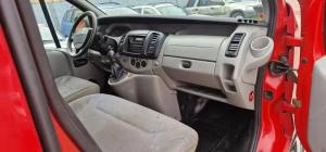 Sarkans Renault Trafic 2006 Valmiera, ar dzinēja tilpumu 1.90 L un nobraukumu 311 tūkst. km par 3850 €, foto 3 vietnē AUTOMOTO.COM.LV