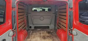 Sarkans Renault Trafic 2006 Valmiera, ar dzinēja tilpumu 1.90 L un nobraukumu 311 tūkst. km par 3850 €, foto 5 vietnē AUTOMOTO.COM.LV