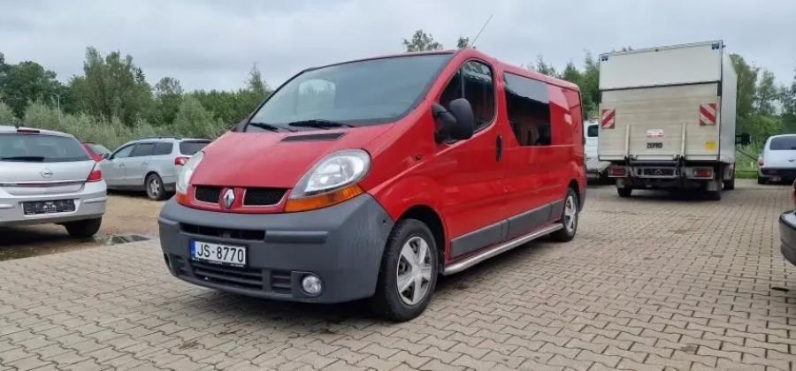 Sarkans Renault Trafic 2006 Valmiera, ar dzinēja tilpumu 1.90 L un nobraukumu 311 tūkst. km par 3850 €, foto 13 vietnē AUTOMOTO.COM.LV