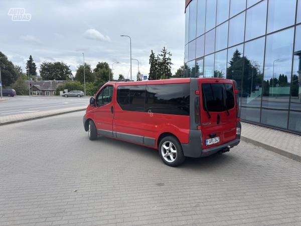 Красный Рено Трафик 2006 в Утена, объемом двигателя 2.50 л и пробегом 450 тыс. км за 5000 €, фото 7 на AUTOMOTO.COM.LV