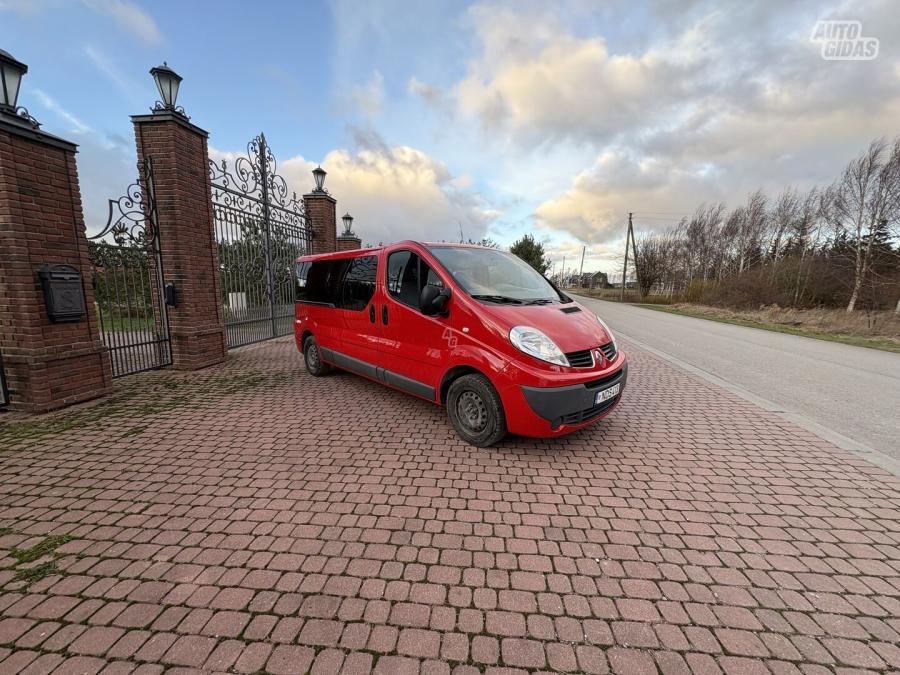 Sarkans Renault Trafic 2010 Klaipėda, ar dzinēja tilpumu 2.00 L un nobraukumu 219 tūkst. km par 5800 €, foto 1 vietnē AUTOMOTO.COM.LV