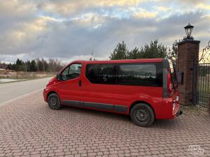Sarkans Renault Trafic 2010 Klaipėda, ar dzinēja tilpumu 2.00 L un nobraukumu 219 tūkst. km par 5800 €, foto 4 vietnē AUTOMOTO.COM.LV