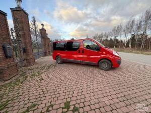 Sarkans Renault Trafic 2010 Klaipėda, ar dzinēja tilpumu 2.00 L un nobraukumu 219 tūkst. km par 5800 €, foto 5 vietnē AUTOMOTO.COM.LV