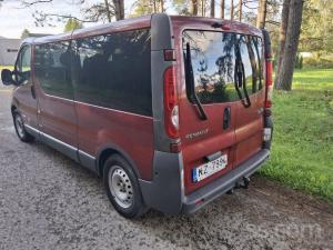 Sarkans Renault Trafic 2010 Ogre, ar dzinēja tilpumu 2.50 L un nobraukumu 285 tūkst. km par 4500 €, foto 4 vietnē AUTOMOTO.COM.LV