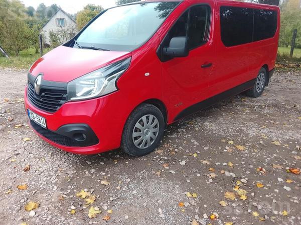Red Renault Trafic 2015 in Dobele, with an engine capacity of 1.60 L and mileage of 302 thousand km for 9700 €, photo 2 on AUTOMOTO.COM.LV