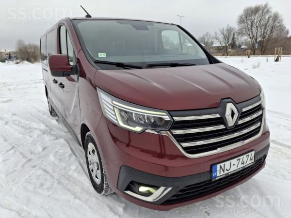 Red Renault Trafic 2022 in Riga, with an engine capacity of 2.00 L and mileage of 703 thousand km for 16000 €, photo 4 on AUTOMOTO.COM.LV