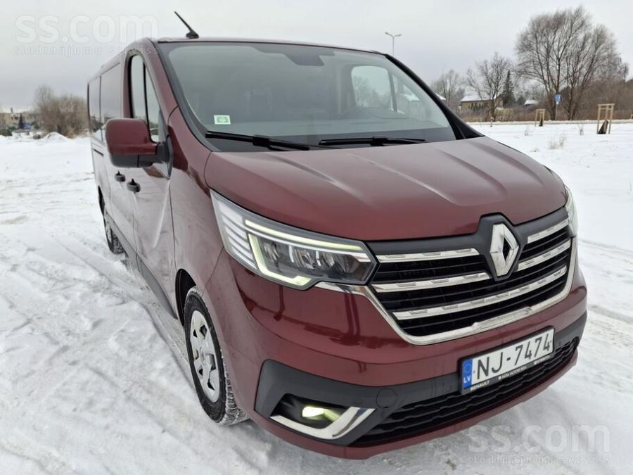 Sarkans Renault Trafic 2022 Rīga, ar dzinēja tilpumu 2.00 L un nobraukumu 703 tūkst. km par 16000 €, foto 4 vietnē AUTOMOTO.COM.LV