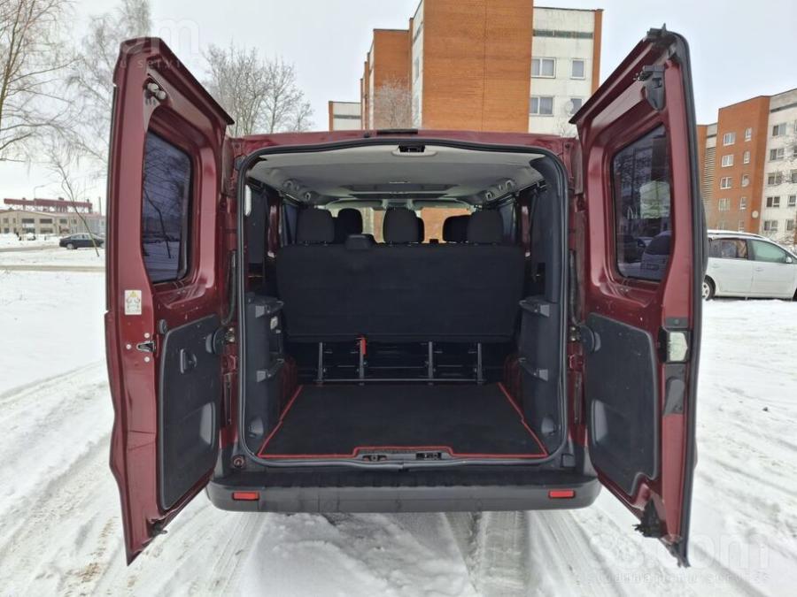 Sarkans Renault Trafic 2022 Rīga, ar dzinēja tilpumu 2.00 L un nobraukumu 703 tūkst. km par 16000 €, foto 9 vietnē AUTOMOTO.COM.LV