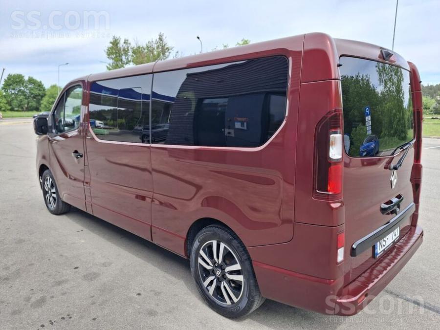 Red Renault Trafic 2023 in Riga, with an engine capacity of 2.00 L and mileage of 86 thousand km for 38000 €, photo 5 on AUTOMOTO.COM.LV
