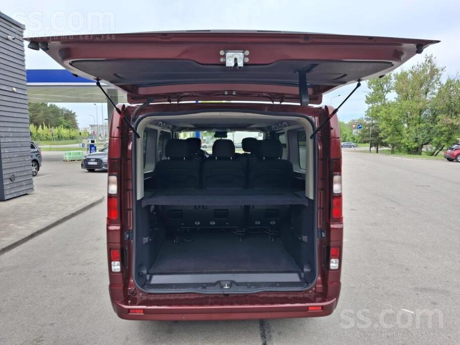 Red Renault Trafic 2023 in Riga, with an engine capacity of 2.00 L and mileage of 86 thousand km for 38000 €, photo 6 on AUTOMOTO.COM.LV