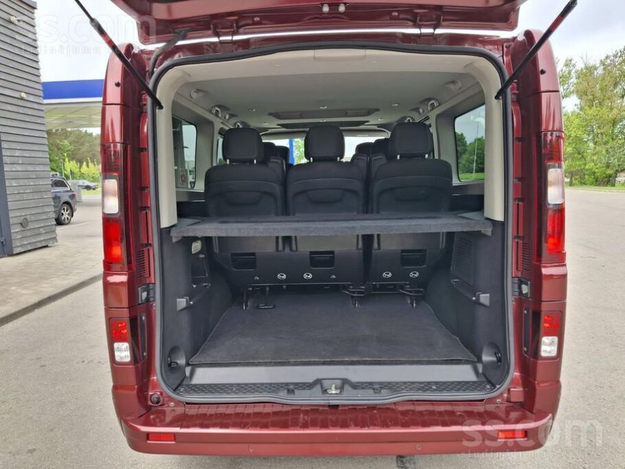 Red Renault Trafic 2023 in Riga, with an engine capacity of 2.00 L and mileage of 86 thousand km for 38000 €, photo 7 on AUTOMOTO.COM.LV