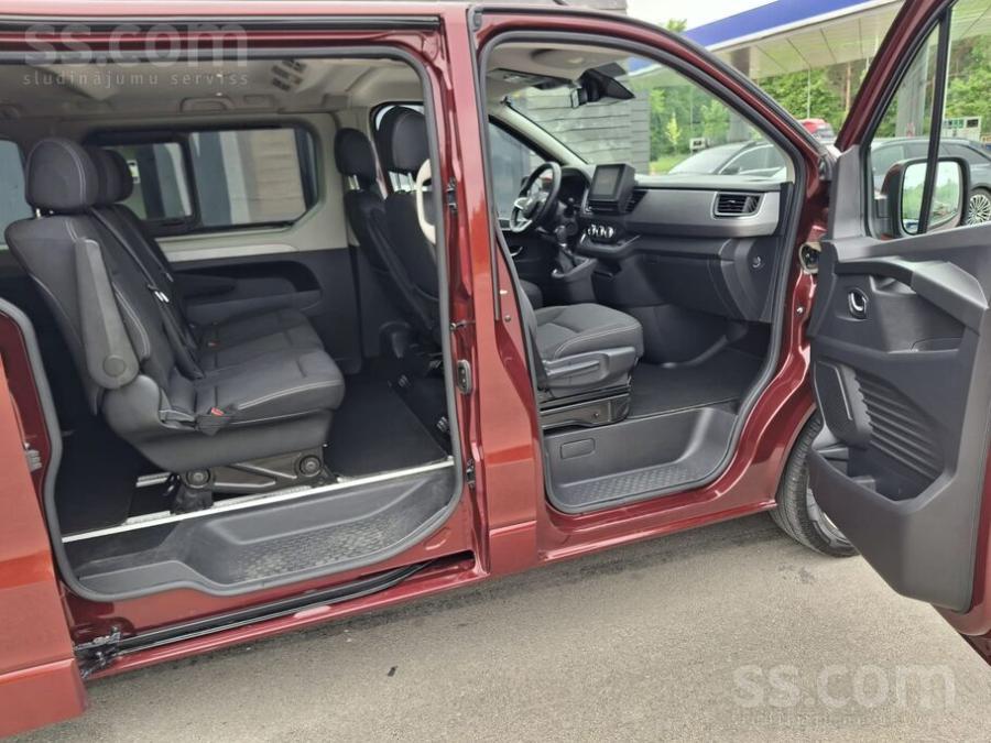 Red Renault Trafic 2023 in Riga, with an engine capacity of 2.00 L and mileage of 86 thousand km for 38000 €, photo 8 on AUTOMOTO.COM.LV