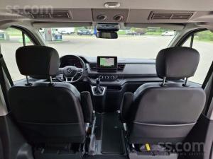 Red Renault Trafic 2023 in Riga, with an engine capacity of 2.00 L and mileage of 86 thousand km for 38000 €, photo 14 on AUTOMOTO.COM.LV
