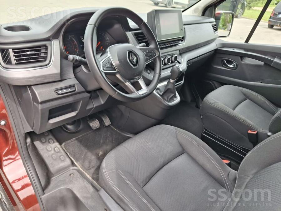 Red Renault Trafic 2023 in Riga, with an engine capacity of 2.00 L and mileage of 86 thousand km for 38000 €, photo 15 on AUTOMOTO.COM.LV
