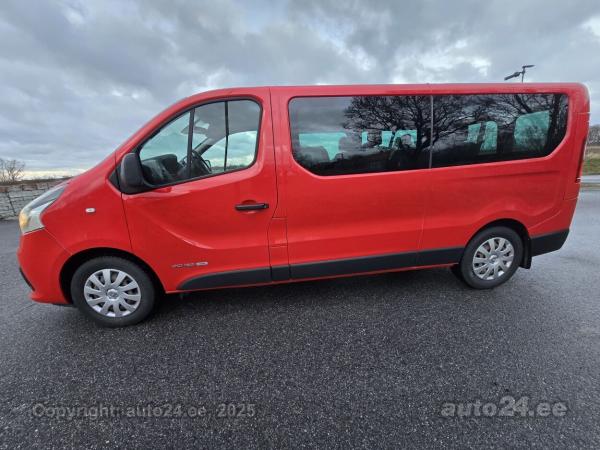 Red Renault Trafic 2016 in Tallinn, with an engine capacity of 1.60 L and mileage of 168 thousand km for 14000 €, photo 5 on AUTOMOTO.COM.LV