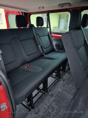 Red Renault Trafic 2016 in Tallinn, with an engine capacity of 1.60 L and mileage of 168 thousand km for 14000 €, photo 10 on AUTOMOTO.COM.LV