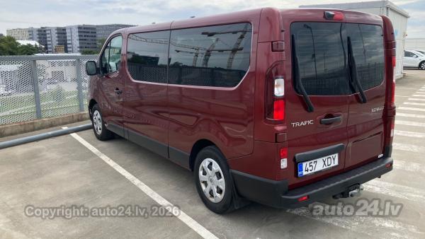 Sarkans Renault Trafic 2023 Tallina, ar dzinēja tilpumu 2.00 L un nobraukumu 94 tūkst. km par 34490 €, foto 6 vietnē AUTOMOTO.COM.LV